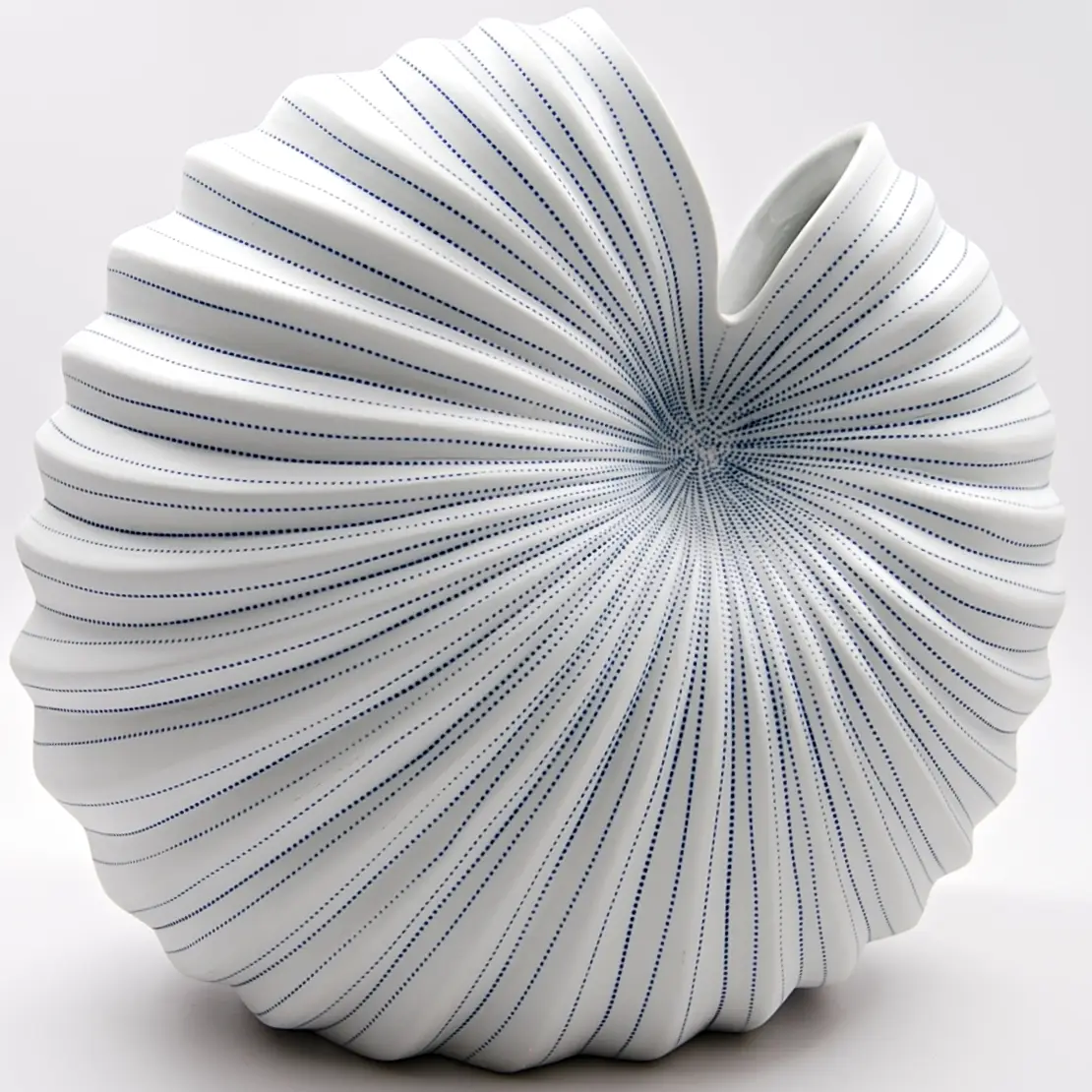 Handcrafted Palm White with Blue Microdots Porcelain Shell Vase - Larg ...